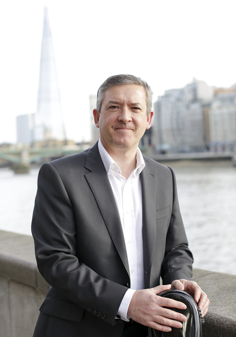 Biography - Gary Ryan - Official Website of the Guitarist and Composer